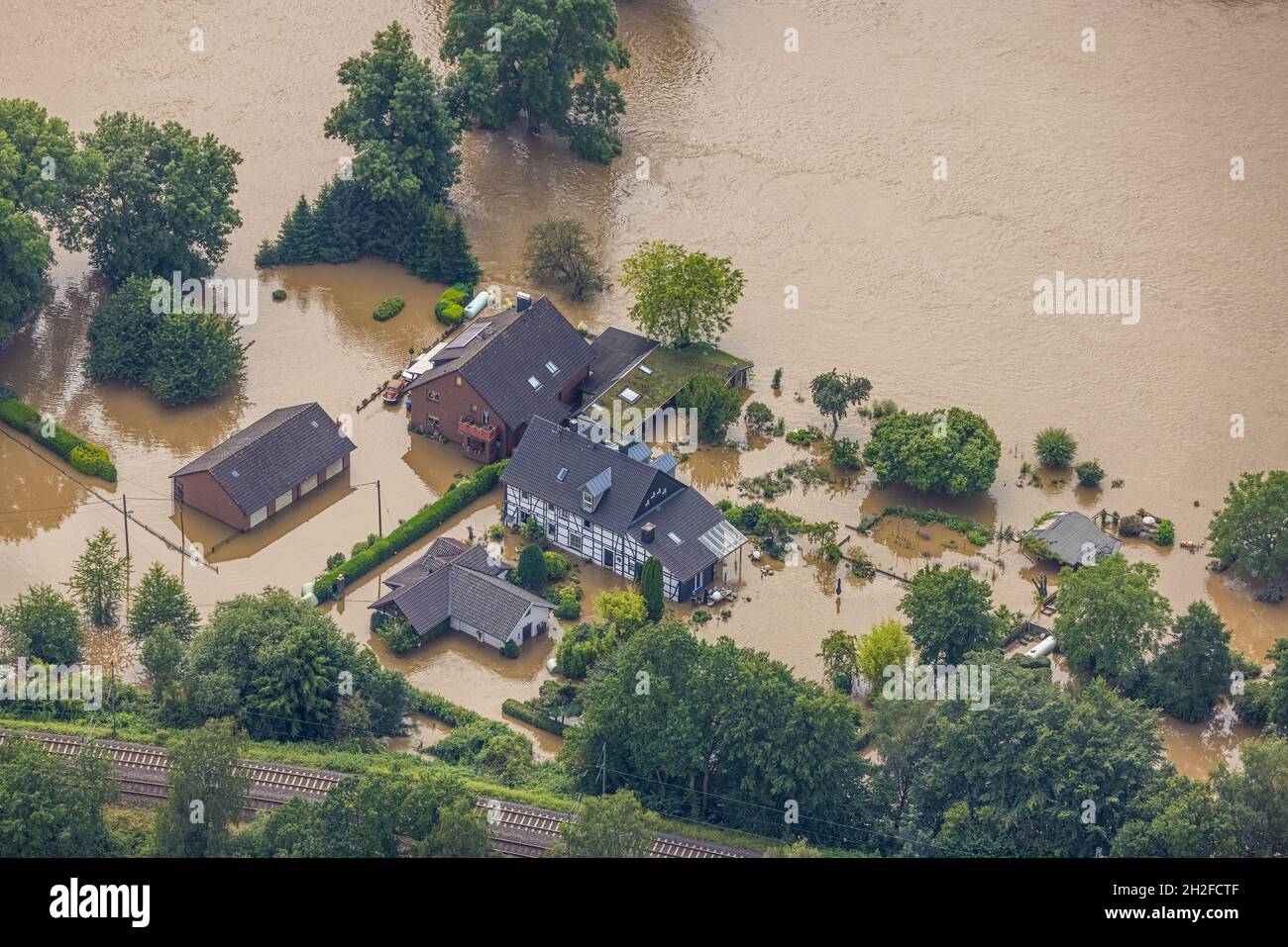 LAerial photograph, Ruhr flood, flooded houses, flooding, Winz ...