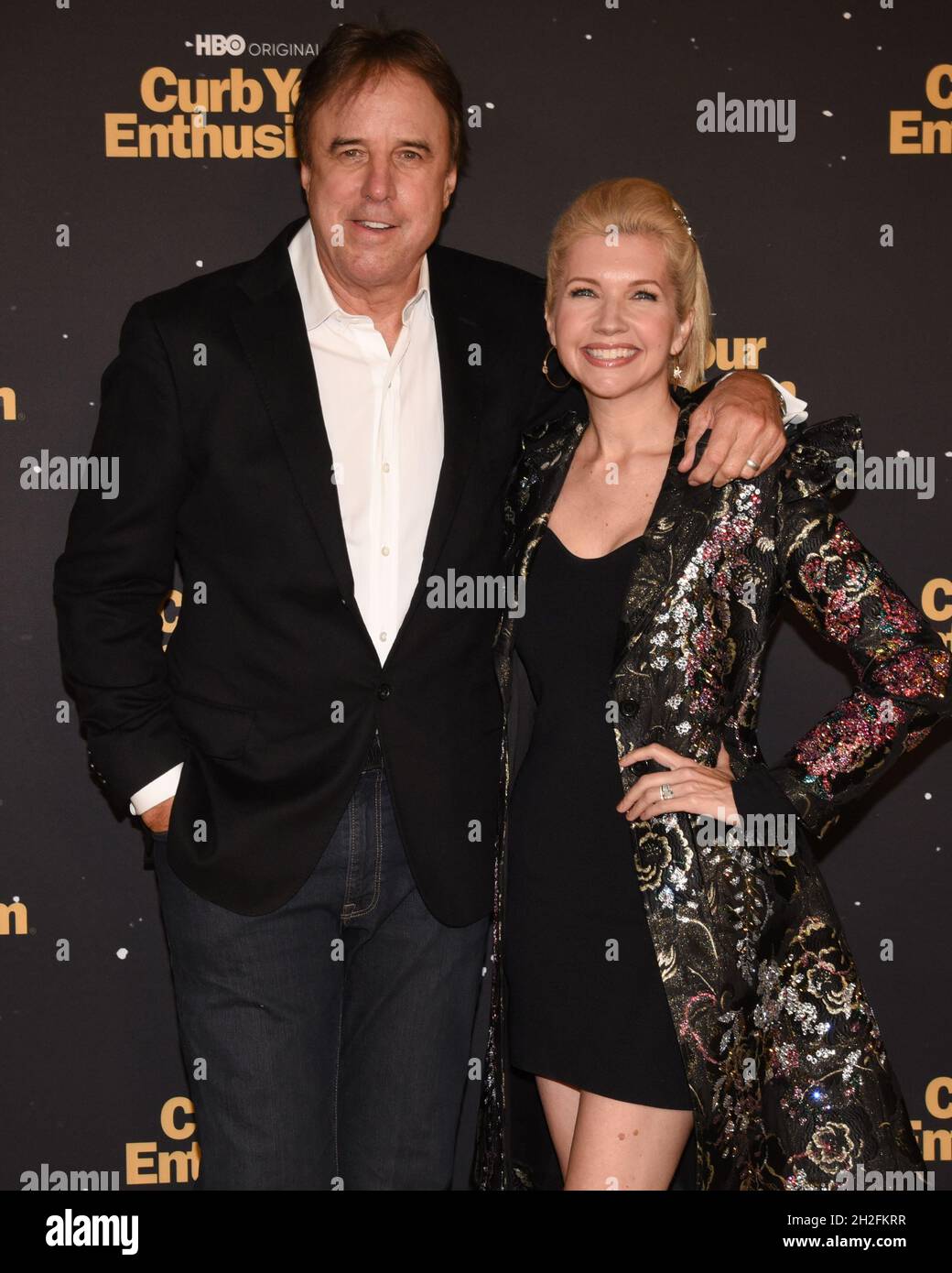 Los Angeles, California, USA. 19th Oct, 2021. Kevin Nealon and Susan ...