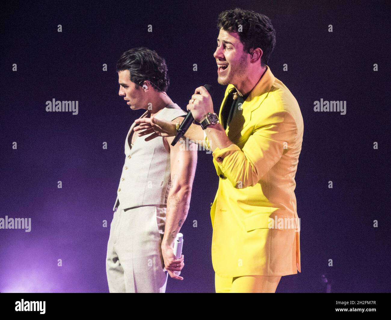 New York, NY, USA. 20th Oct, 2021. Joe Jonas, Nick Jonas, Jonas ...