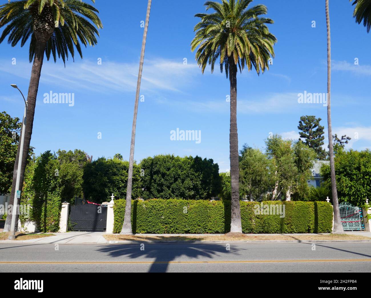 708 n beverly drive hi-res stock photography and images - Alamy
