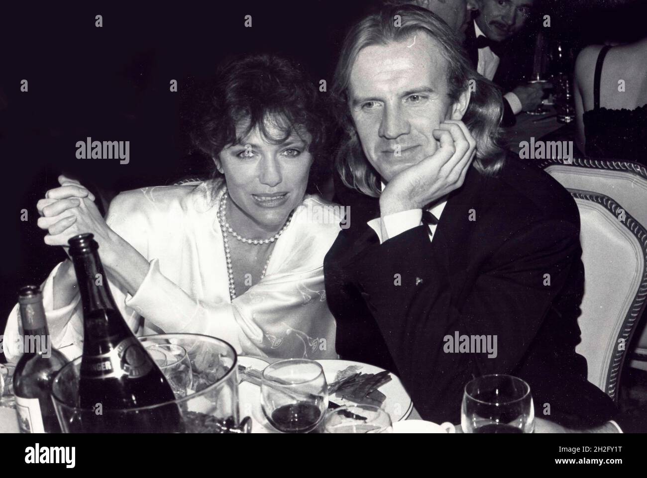 Jacqueline bisset 1980s hi-res stock photography and images - Alamy