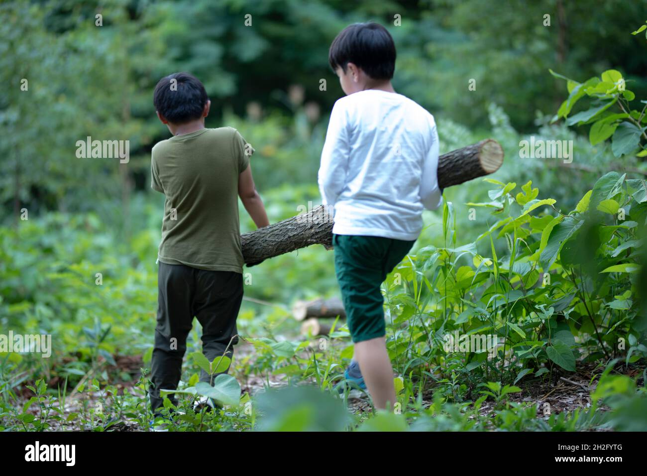 Japan children school making hi-res stock photography and images - Alamy