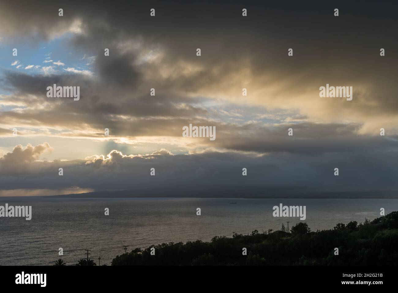 Golden sunrise aerial over pacific hi-res stock photography and images ...
