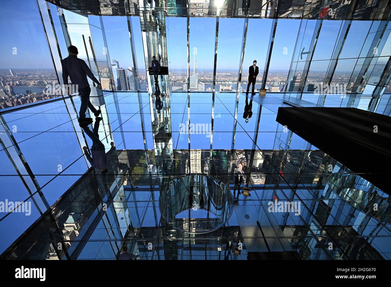 New York, USA. 21st Oct, 2021. Views inside Summit One Vanderbilt ...