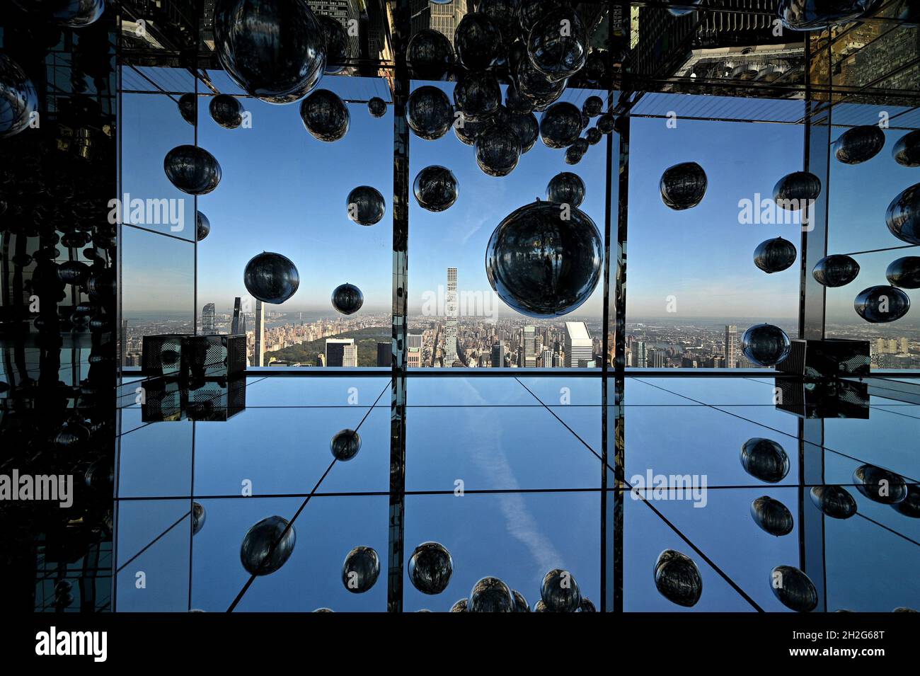 New York, USA. 21st Oct, 2021. Views inside Summit One Vanderbilt ...