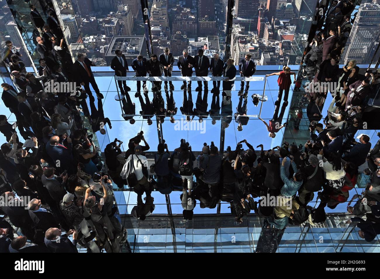 Outdoor Glass Elevator High Resolution Stock Photography and Images - Alamy