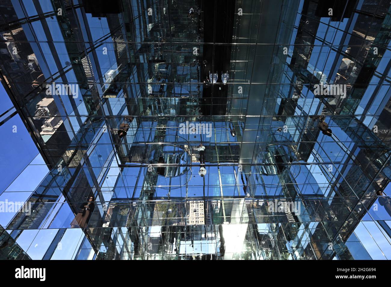 New York, USA. 21st Oct, 2021. Views inside Summit One Vanderbilt ...