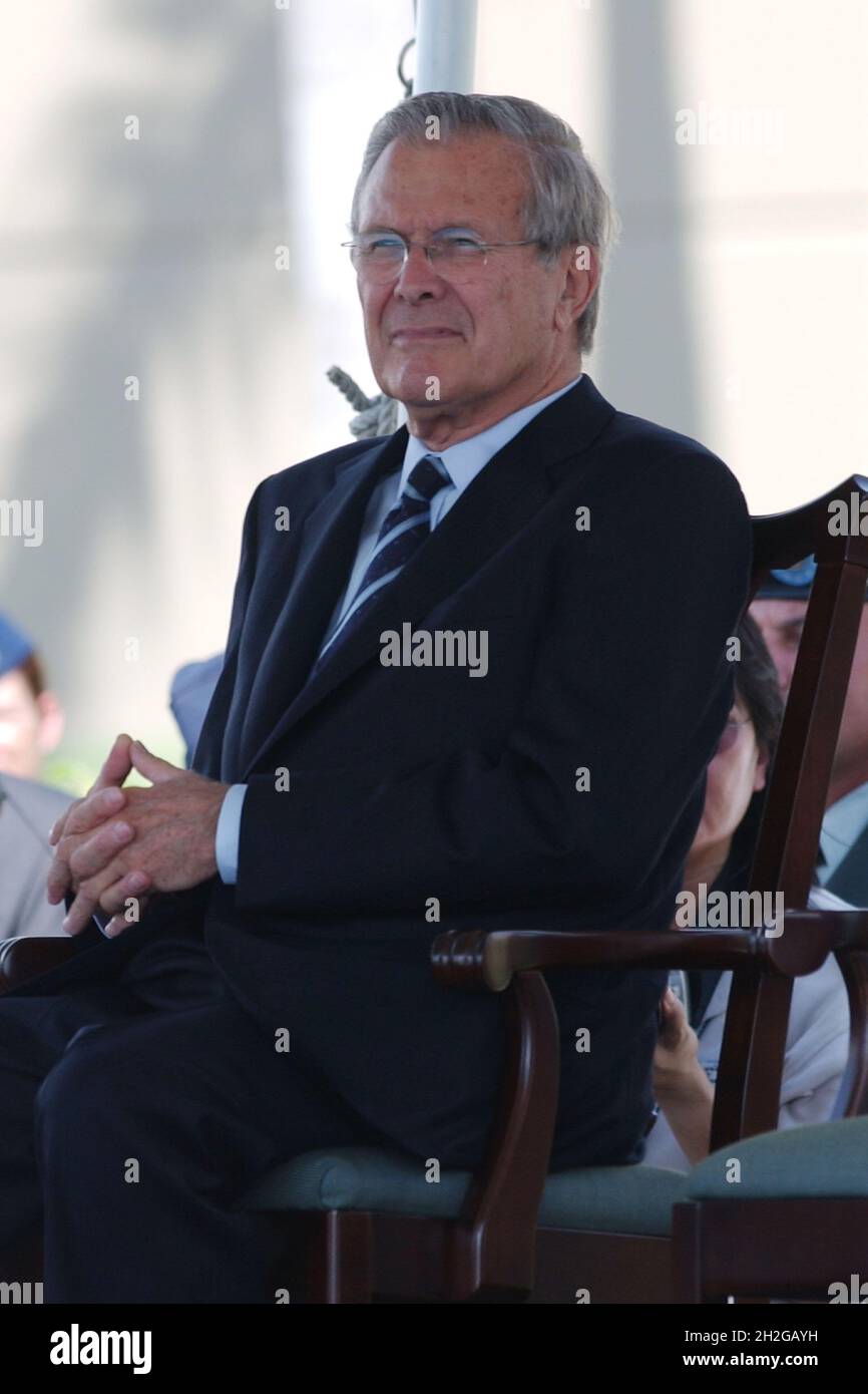 Navy admiral james stavridis hi-res stock photography and images - Alamy