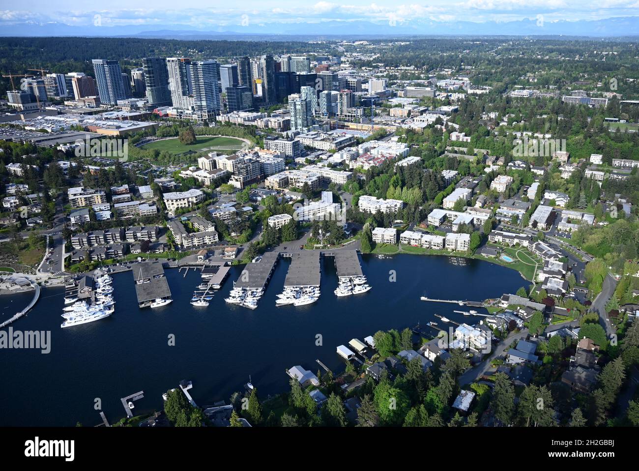 Bellevue center hi-res stock photography and images - Alamy
