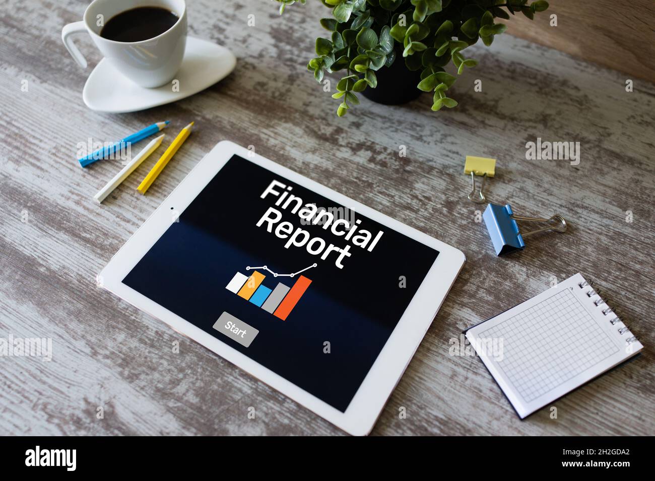 Google analytics chart hi-res stock photography and images - Alamy