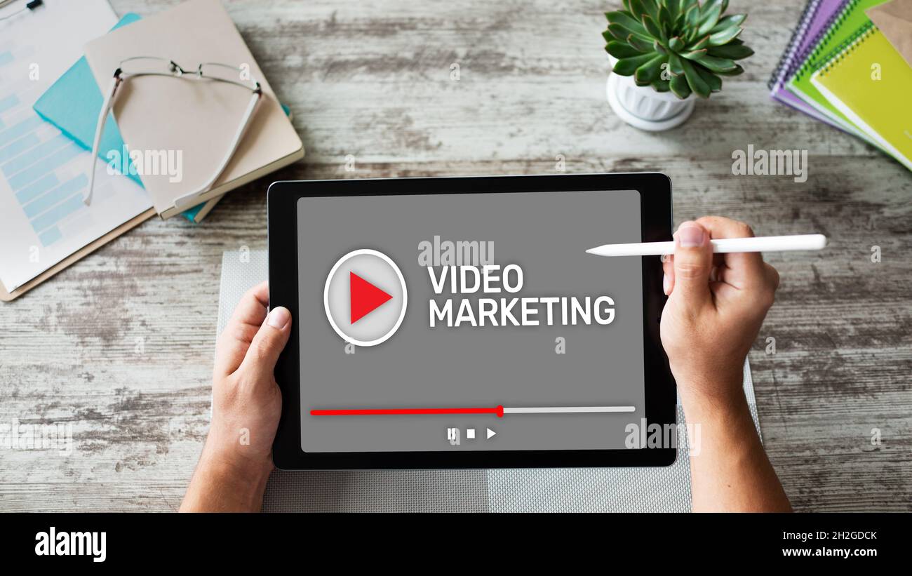 Viral advertising hi-res stock photography and images - Alamy