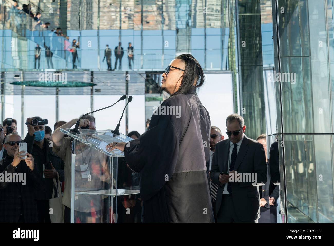 New York, NY - October 21, 2021: Artist Kenzo Digital speaks Summit One ...