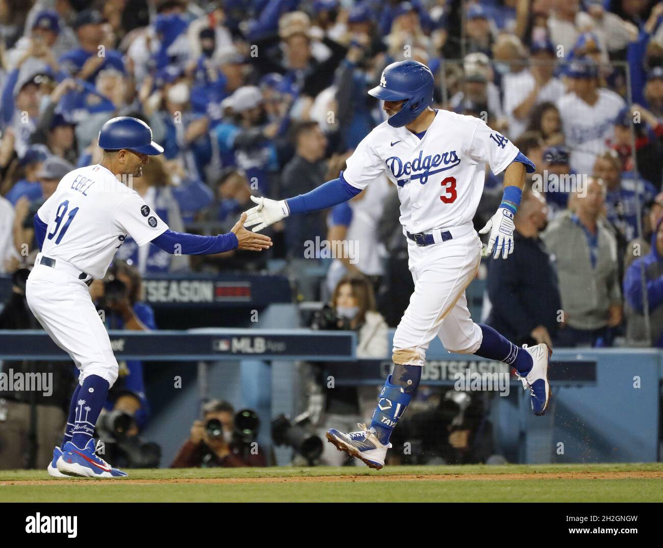 Los Angeles, US, Oct. 21, 2021, 2021,Chris Taylor (3) of the Los ...