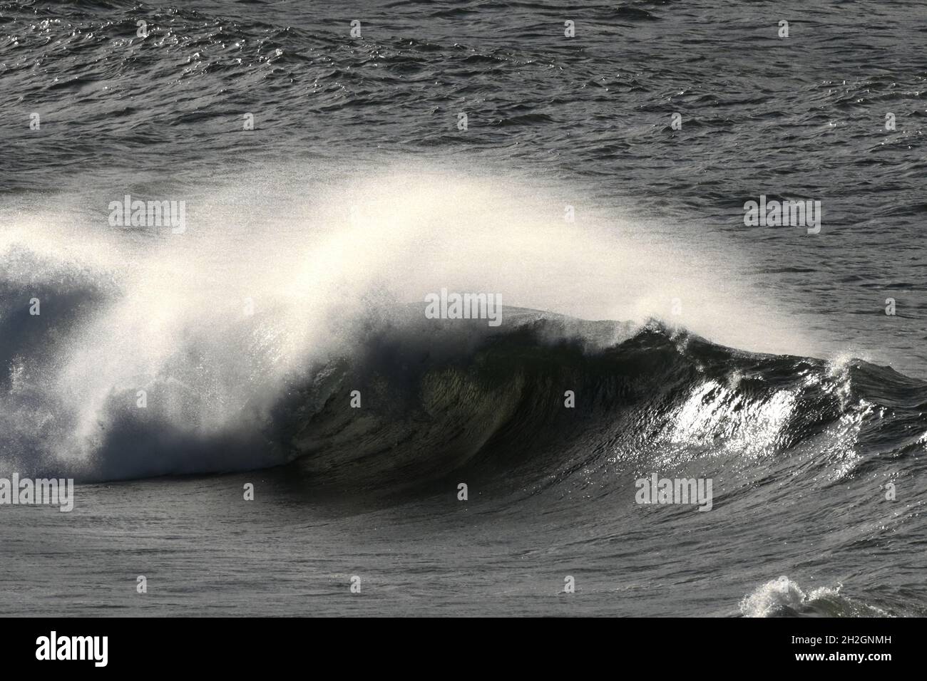 Wave spray hi-res stock photography and images - Alamy