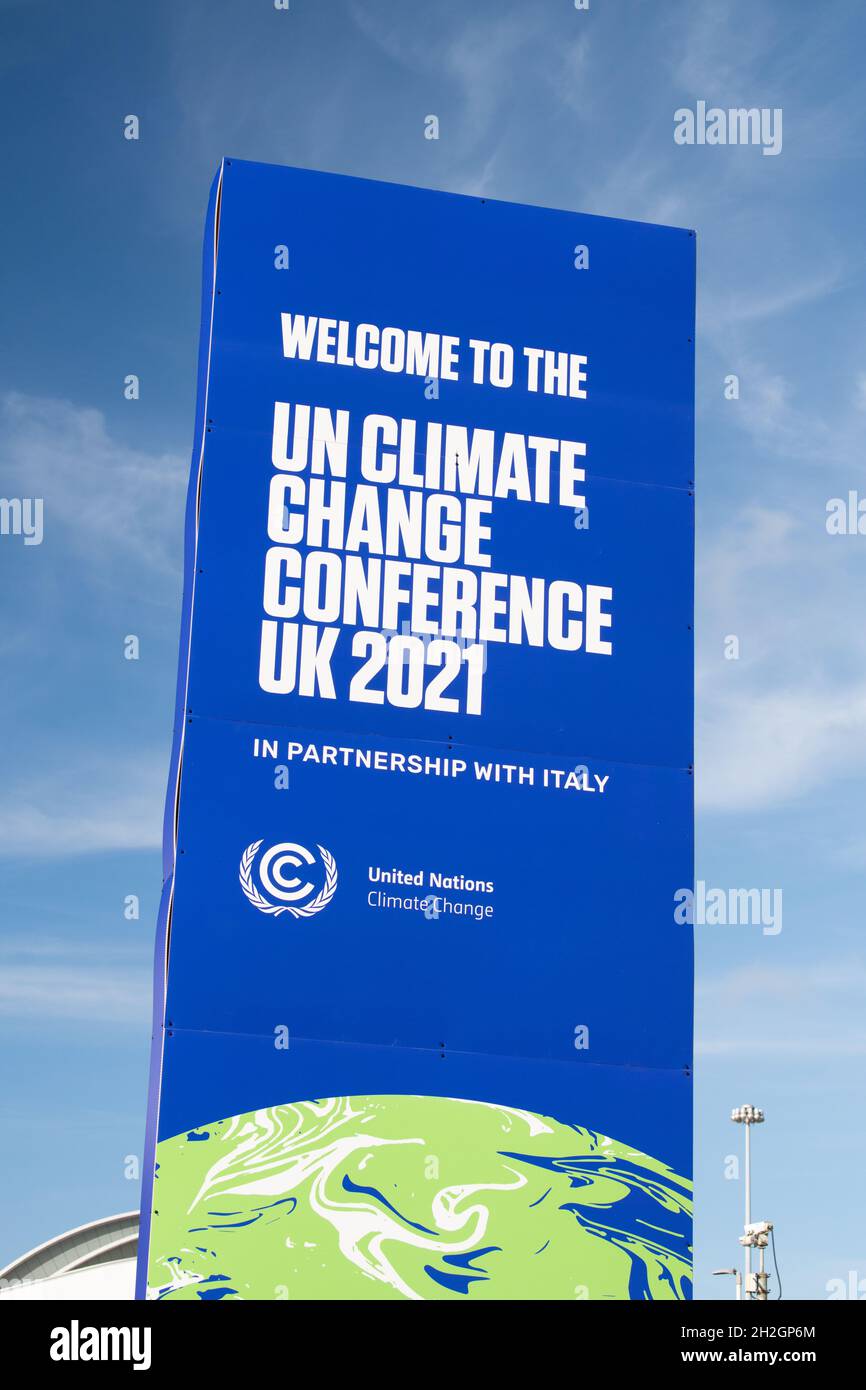 United nations campus hi-res stock photography and images - Alamy