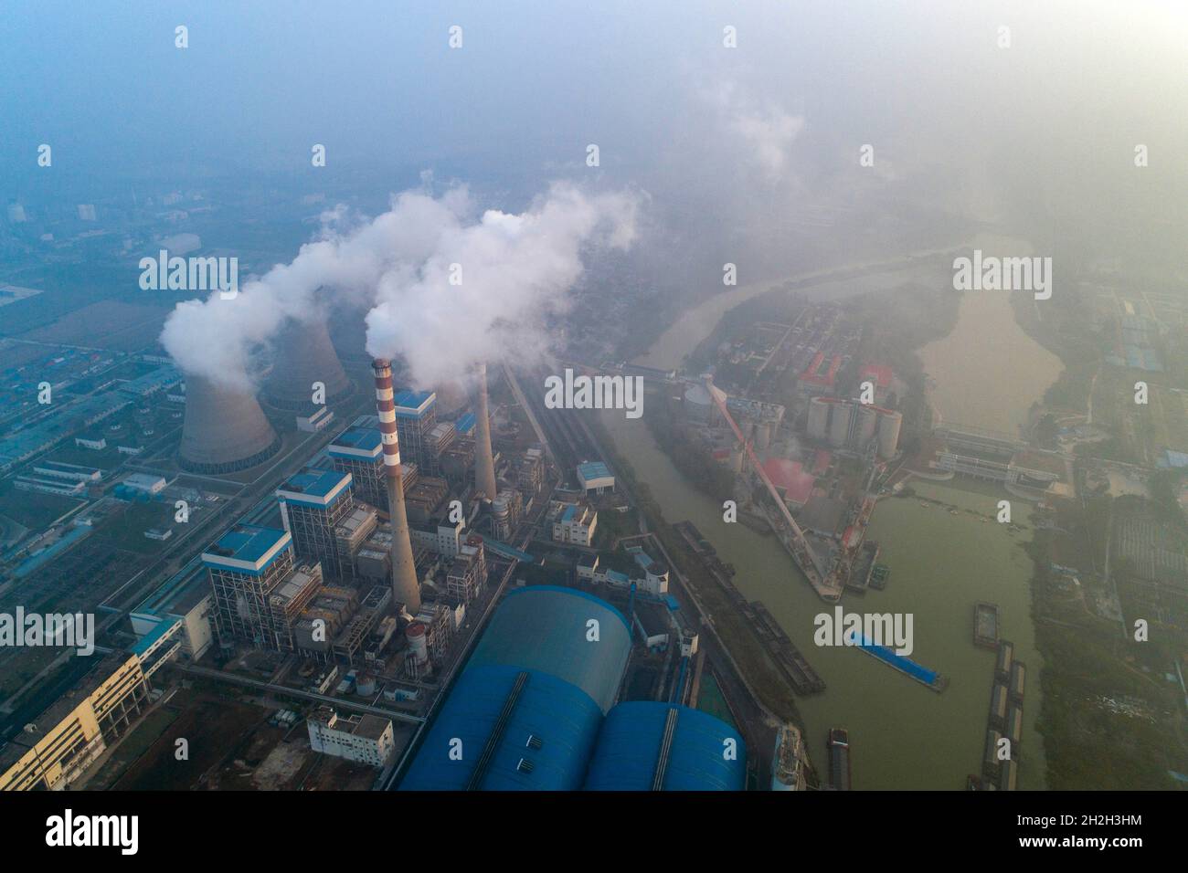 China power shortage hi-res stock photography and images - Alamy