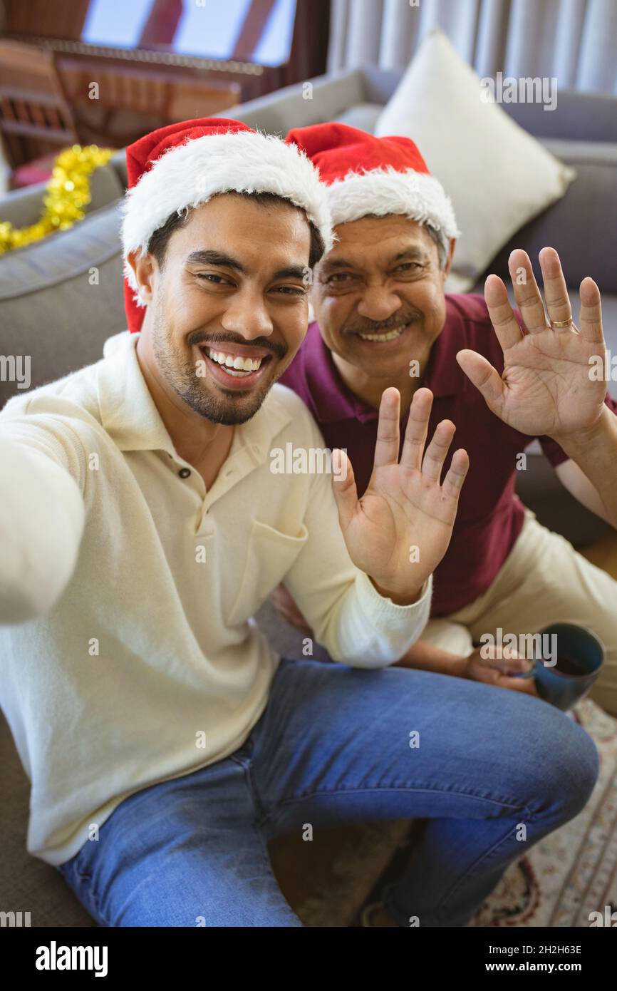 Father christmas face hi-res stock photography and images - Alamy