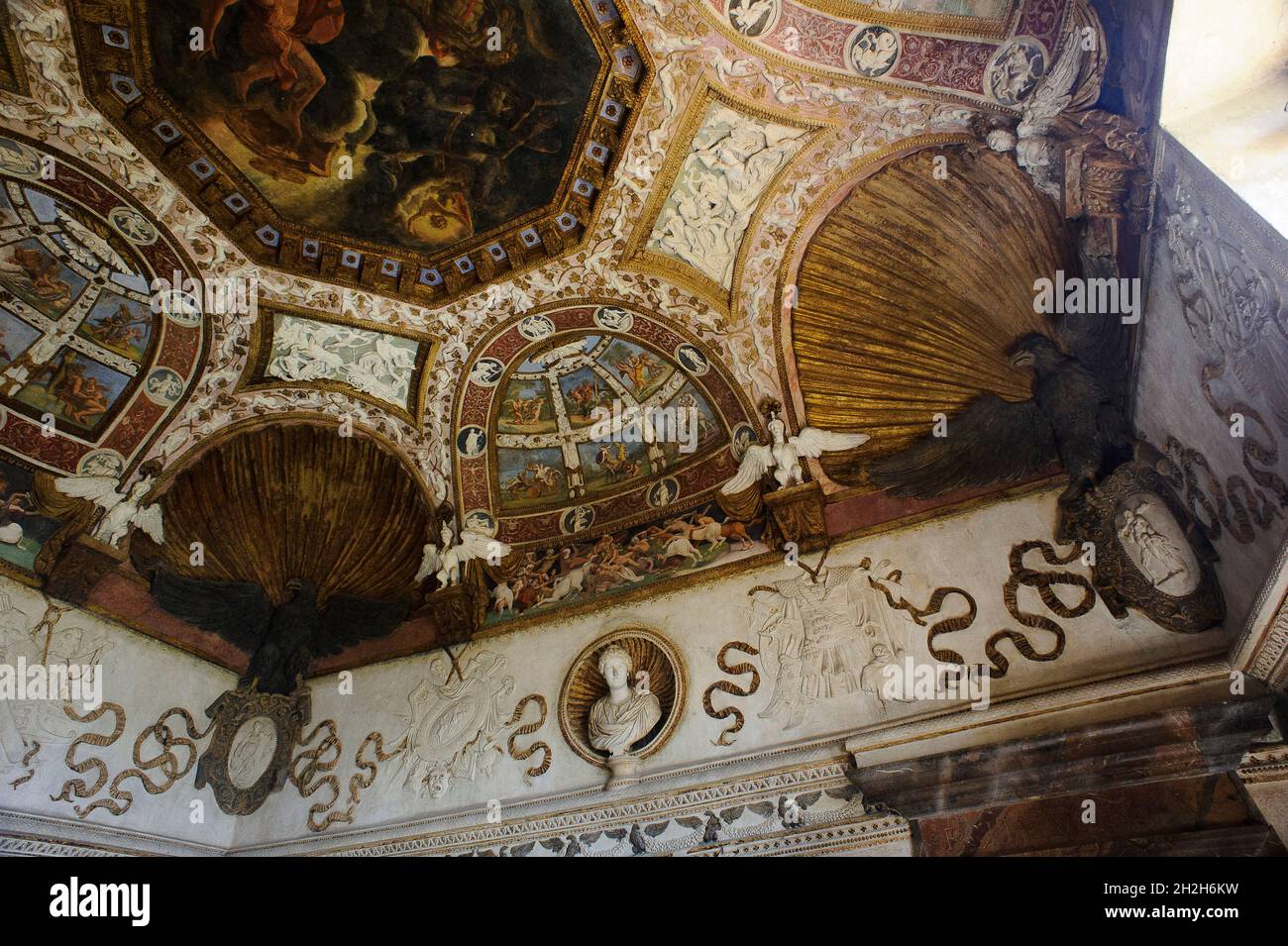 Camera degli stucchi hi-res stock photography and images - Alamy