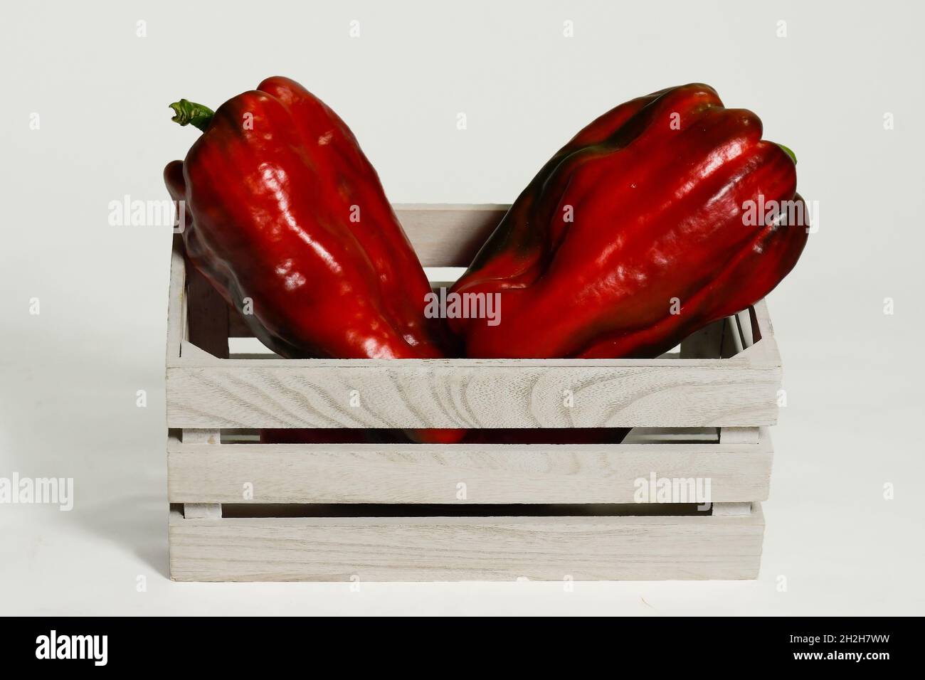 Sweet pepper in a box hi-res stock photography and images - Alamy