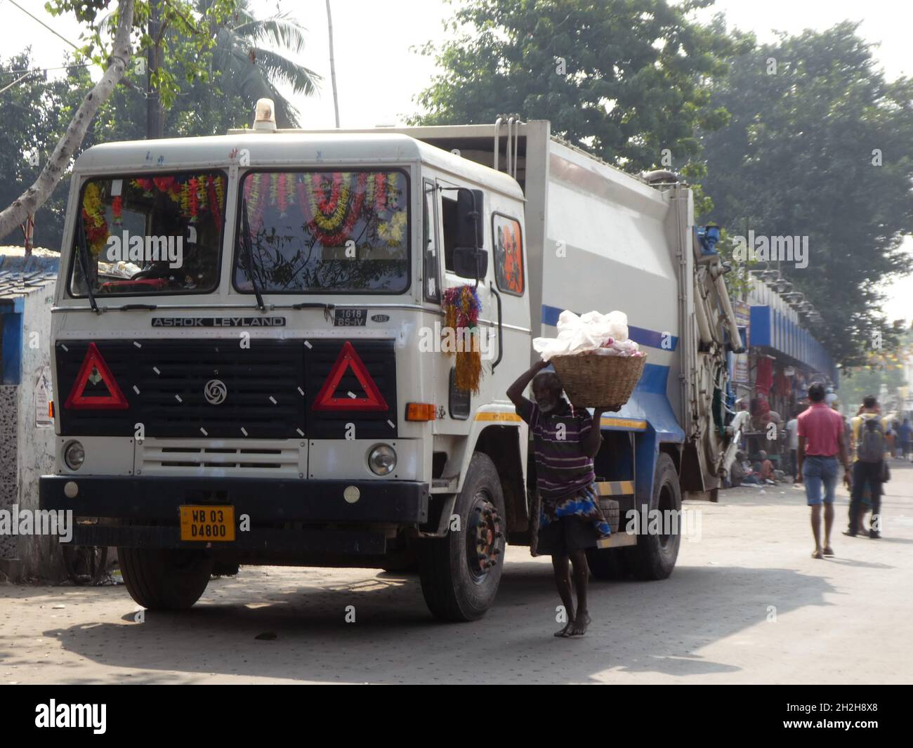 Leyland trucks hi-res stock photography and images - Alamy