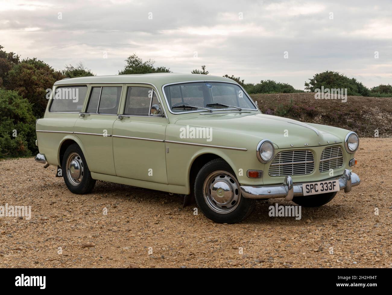 Classic volvo estate car hi-res stock photography and images - Alamy