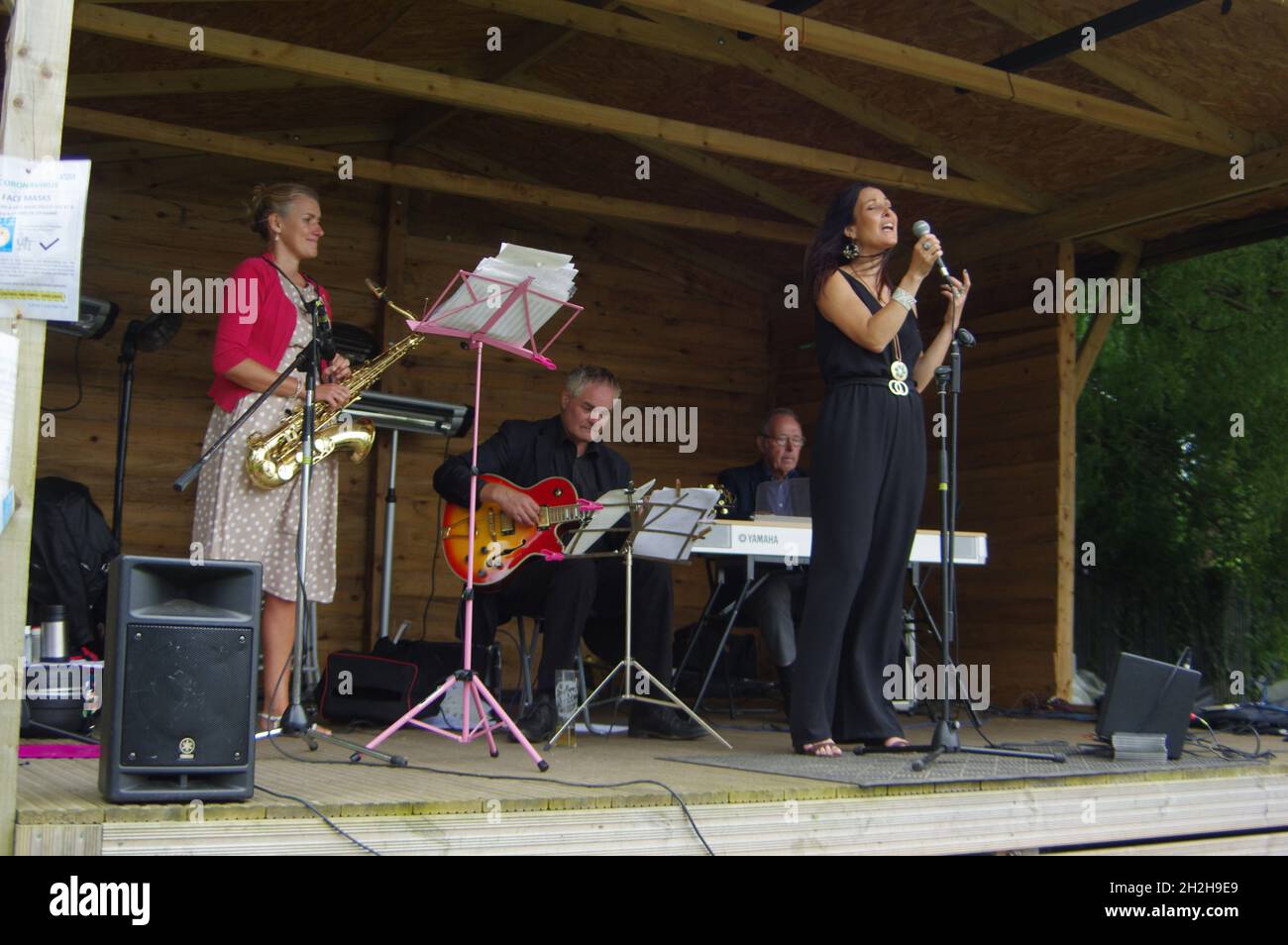Jo Harrop Quartet: Jo Harrop, Shane Hill, Jo Fooks and Ted Beament ...
