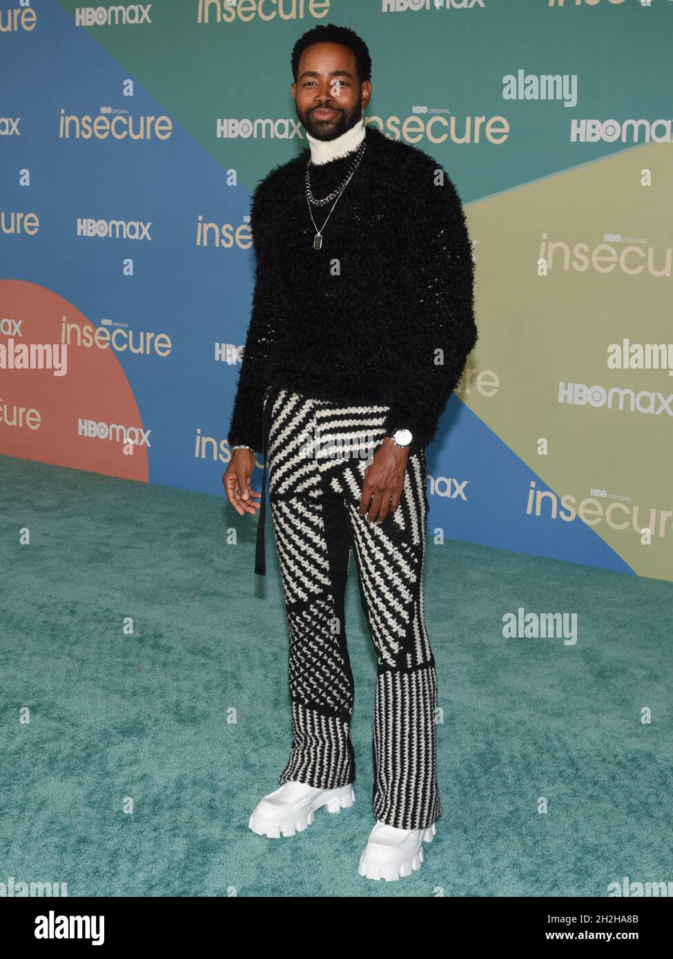 Jay ellis insecure hi-res stock photography and images - Alamy