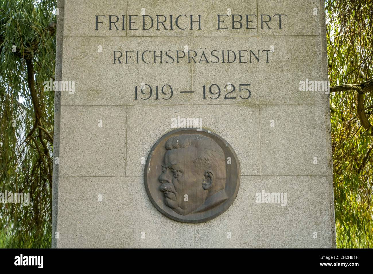 Gedenkstein, Friedrich Ebert, Friedrich-Ebert-Siedlung, Afrikanisches ...