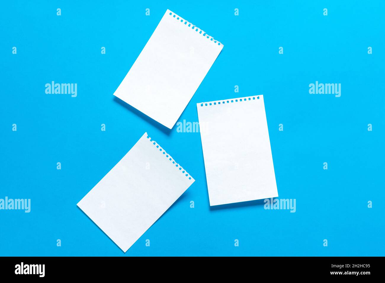 Sheet white paper curl hi-res stock photography and images - Alamy