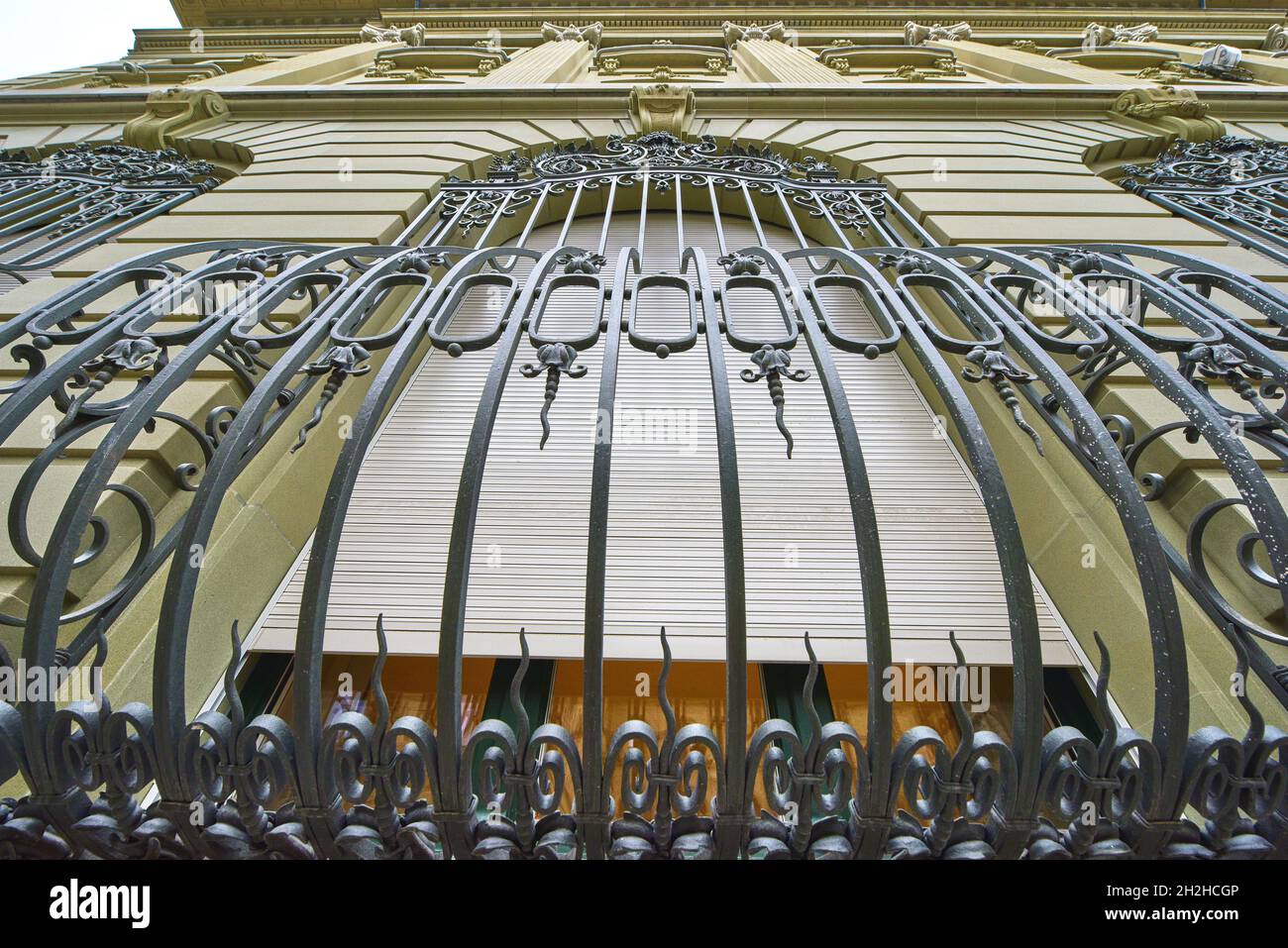 Facade of the National Swiss Bank in Bern, Switzerland Stock Photo - Alamy