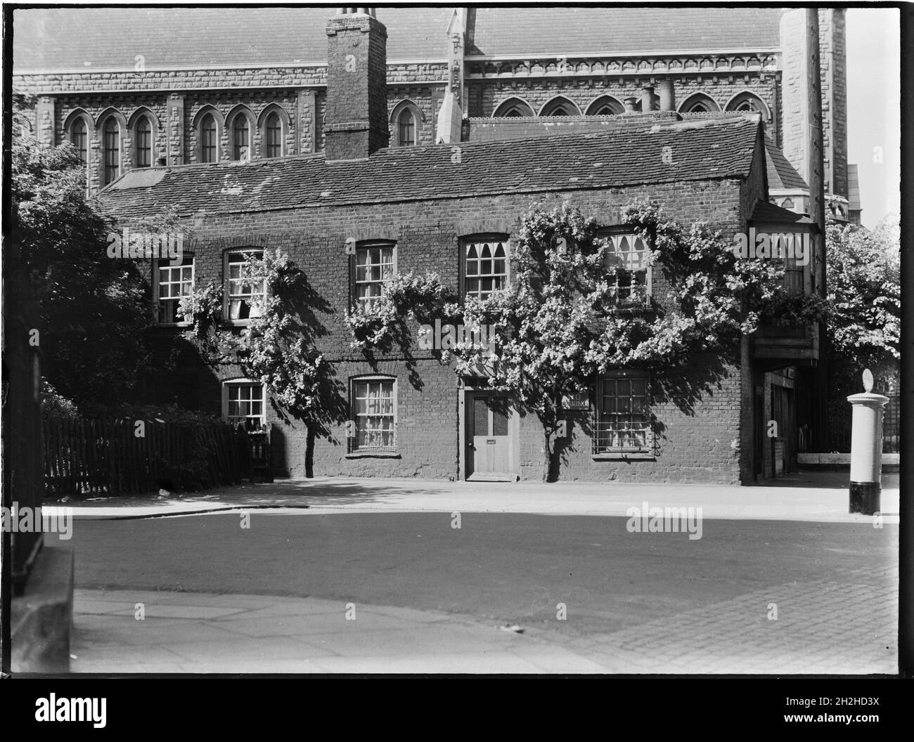 24-26 Queen Street, Hammersmith, Hammersmith and Fulham, Greater London ...