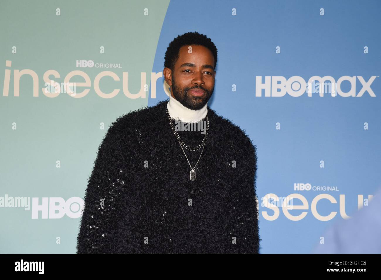 Jay ellis insecure hi-res stock photography and images - Alamy