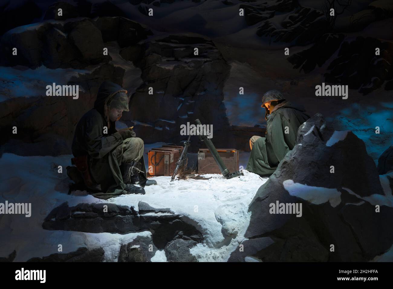 Marines in the korean war exhibit hi-res stock photography and images ...