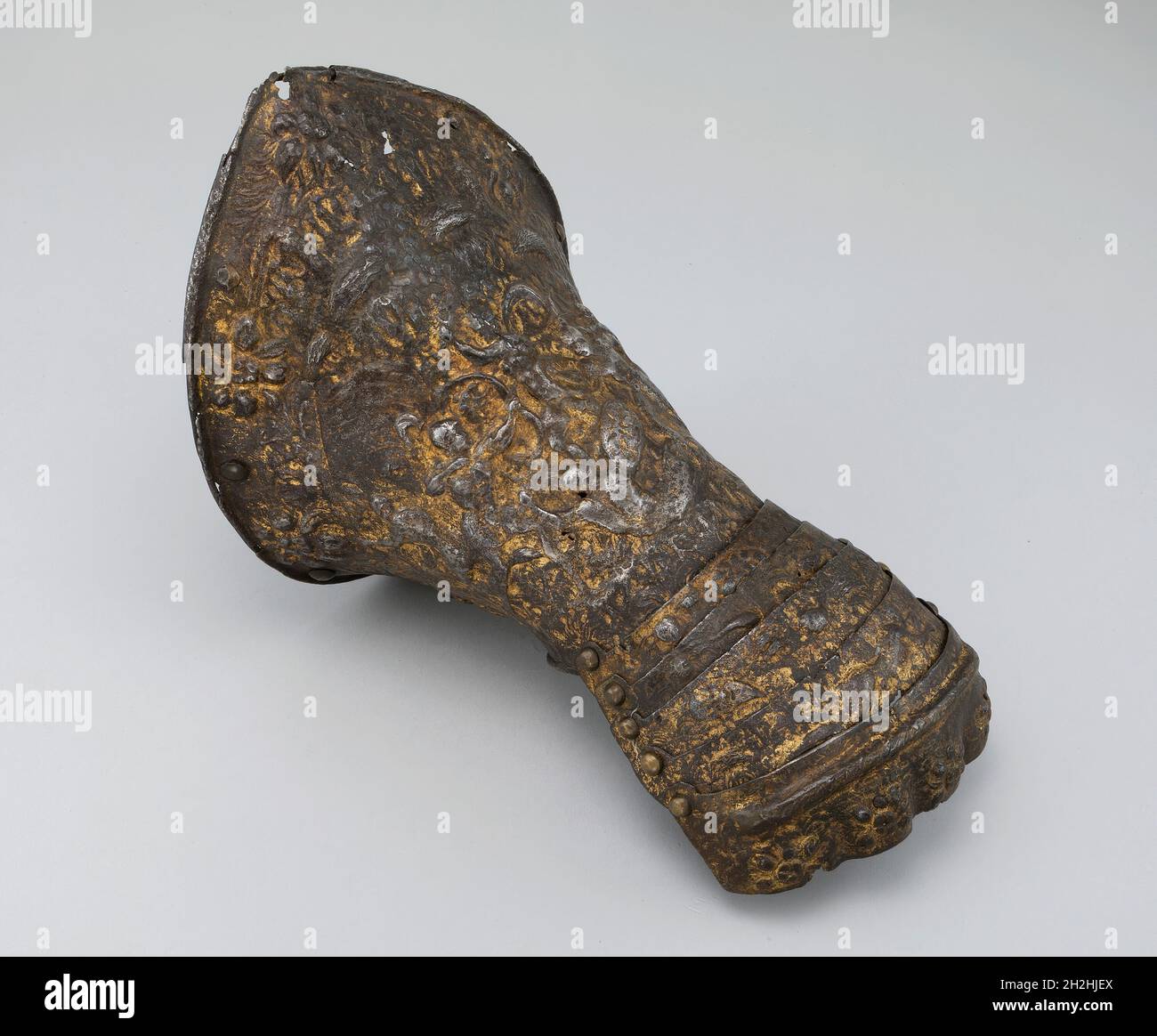 Right gauntlet hi-res stock photography and images - Alamy