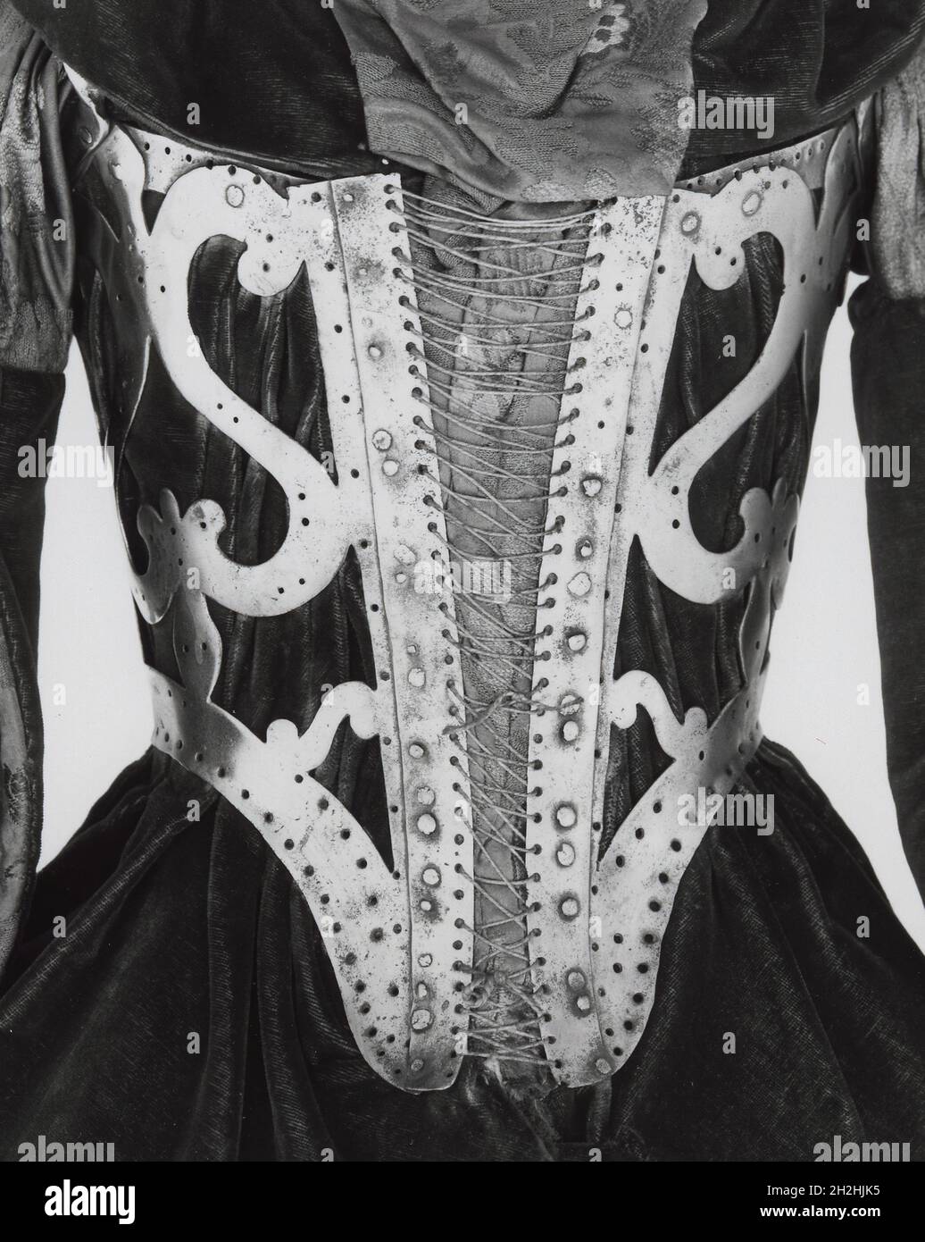 French 16th century corset hi-res stock photography and images - Alamy