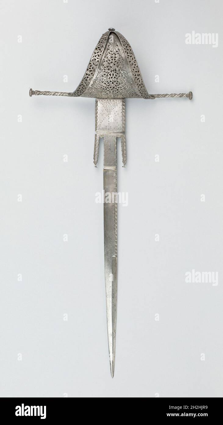 Parrying dagger hi-res stock photography and images - Alamy