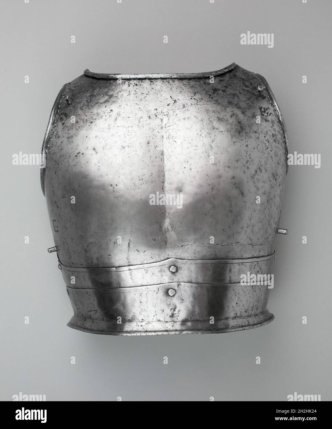Backplate armour hi-res stock photography and images - Alamy