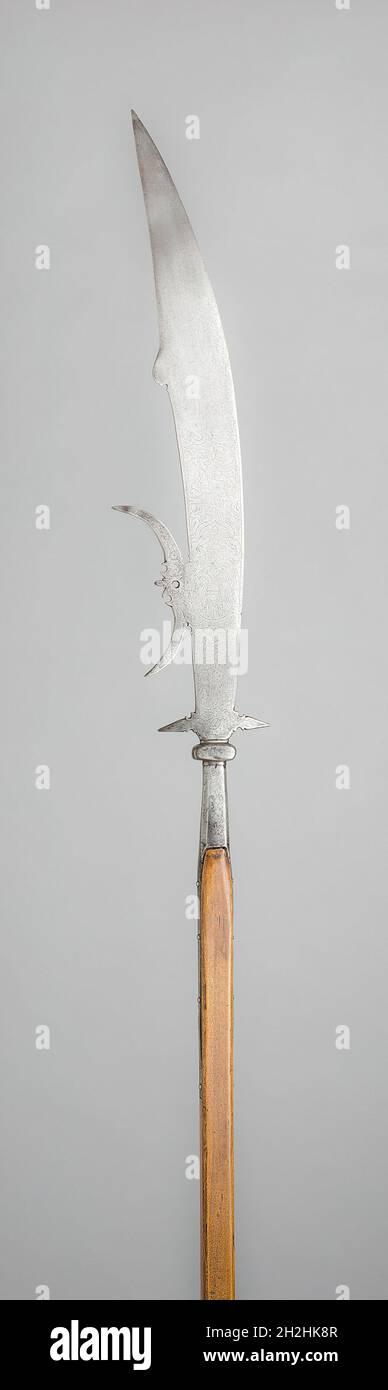 Glaive hi-res stock photography and images - Alamy