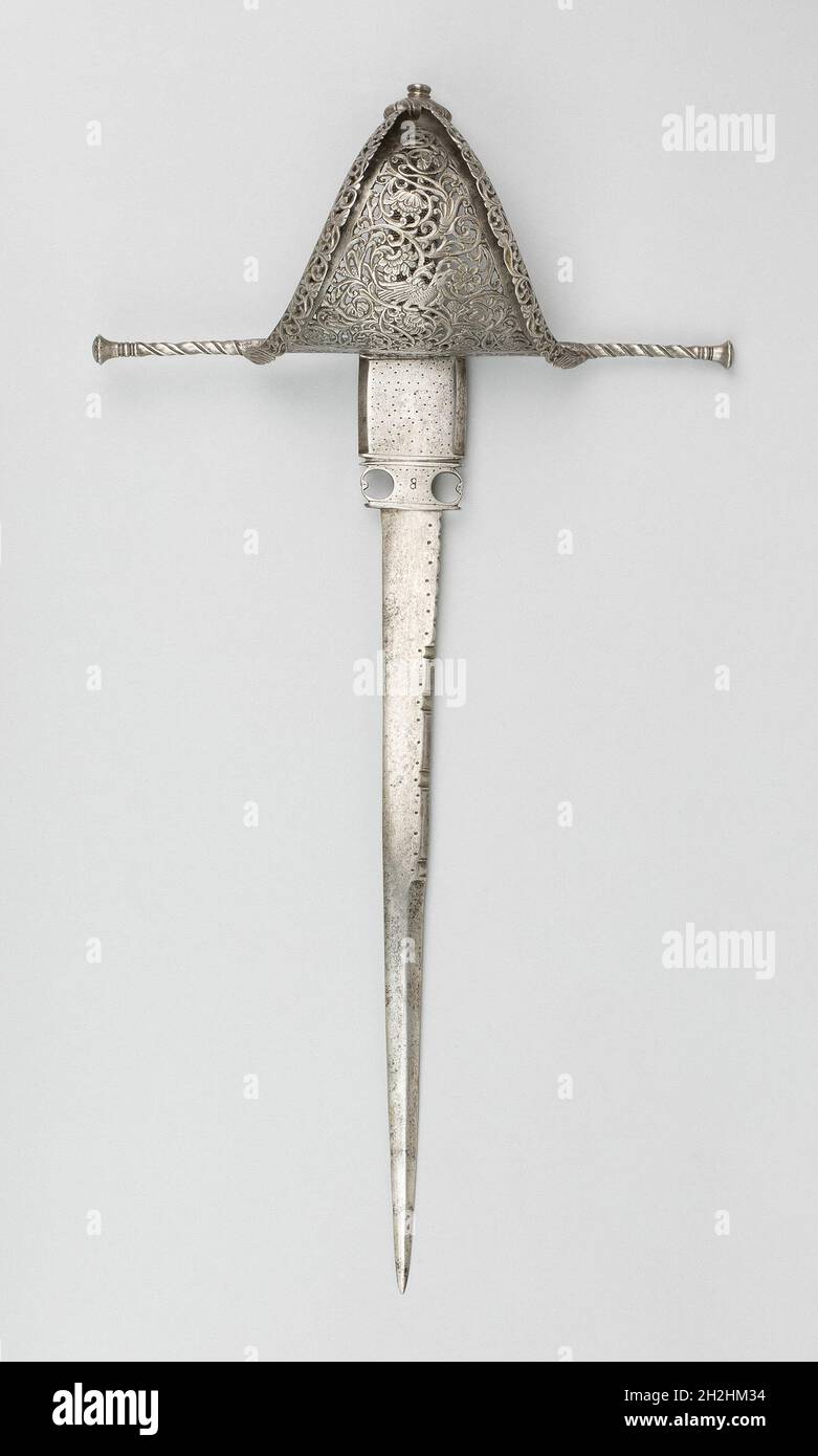 Parrying dagger hi-res stock photography and images - Alamy