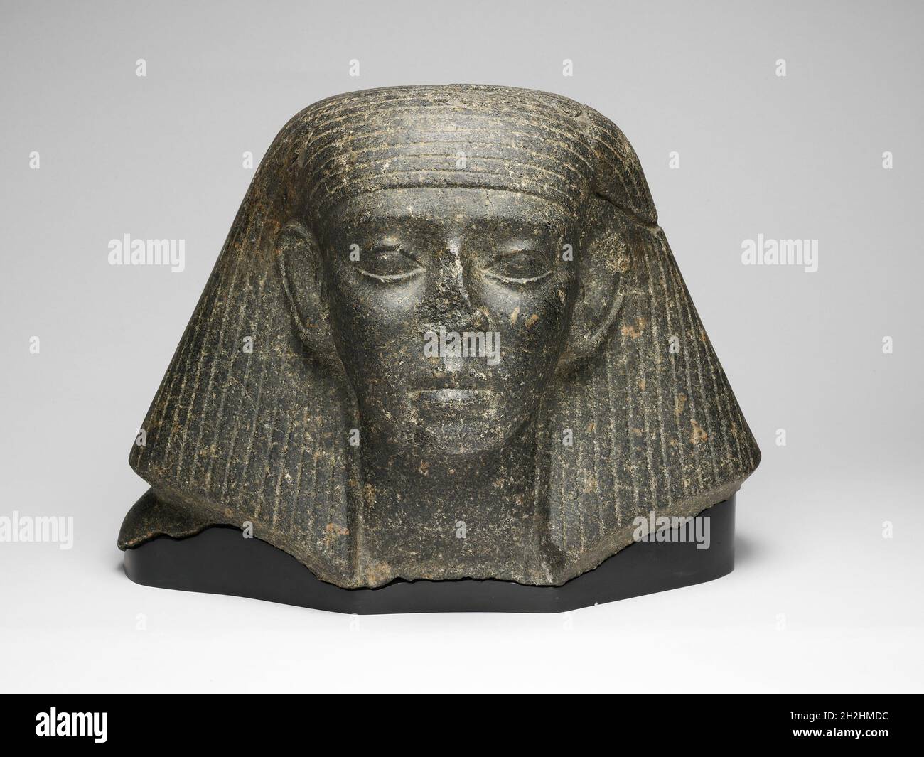 Head of an Official, Egypt, Middle Kingdom, Dynasty 13 (1773-1650 BCE ...