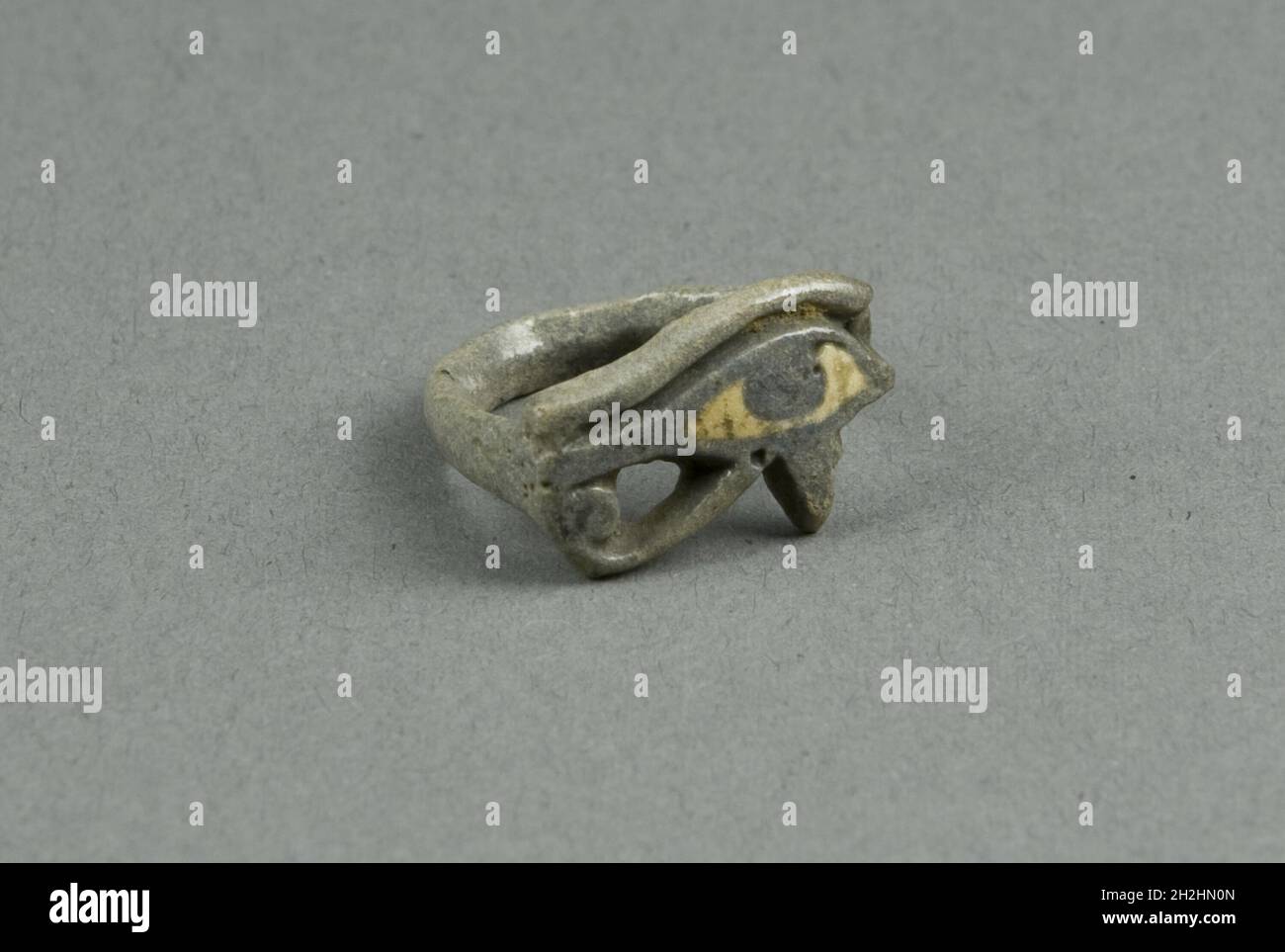 Eye of Horus (Wedjat) Finger Ring, Egypt, New Kingdom, Dynasty 18 ...
