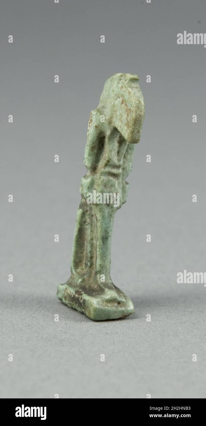 Carving ancient egyptian god thoth hi-res stock photography and images ...