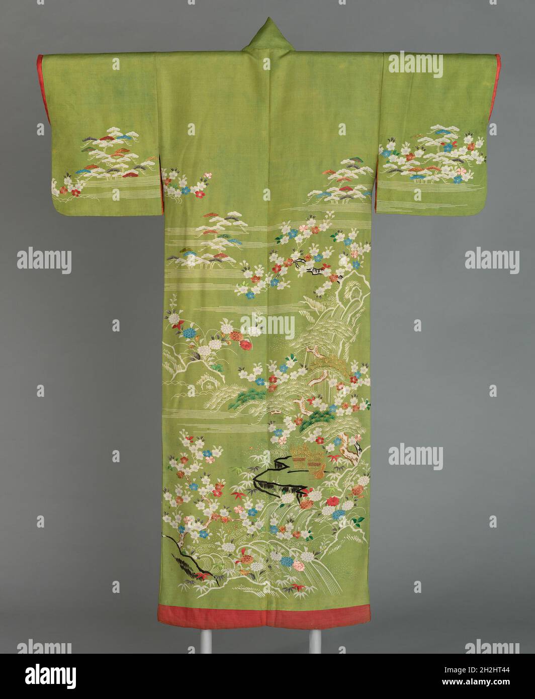 Kosode hi-res stock photography and images - Alamy