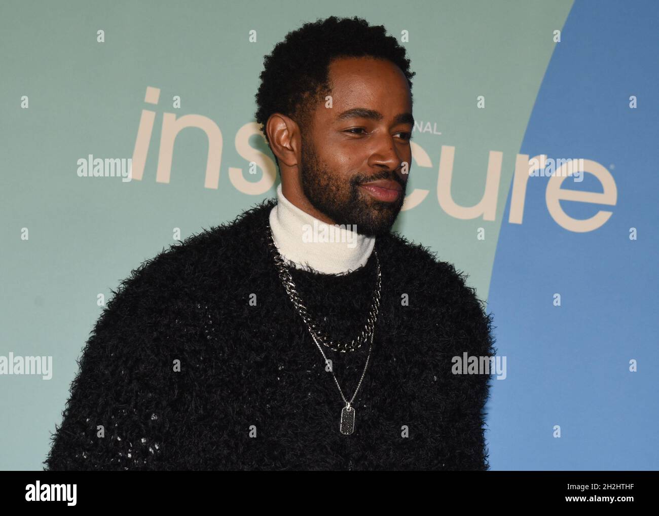 Jay ellis insecure hi-res stock photography and images - Alamy