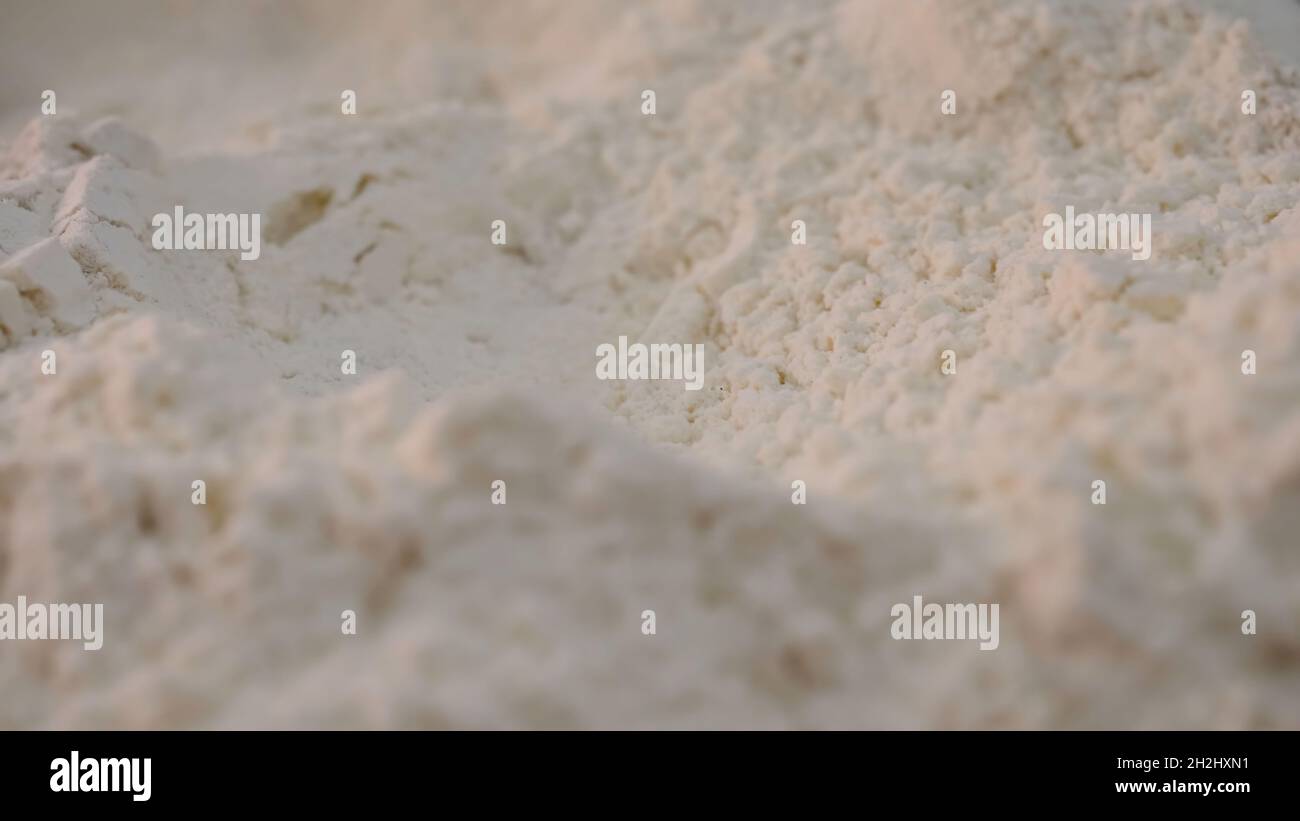 Close footage bread cooking in hi-res stock photography and images - Alamy