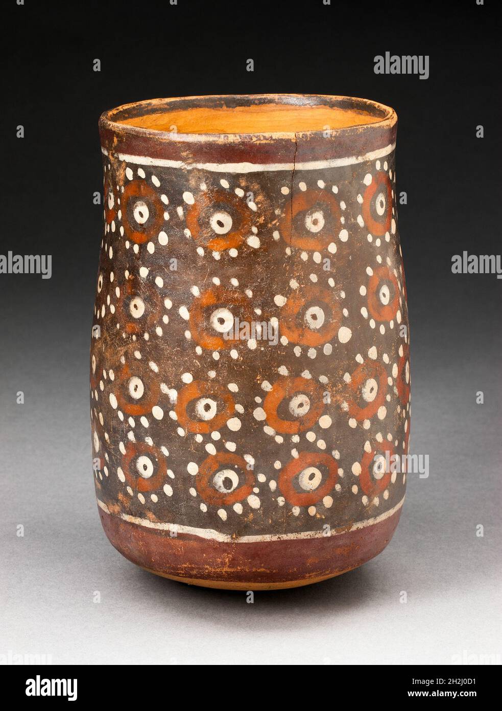 Beaker with Repeated Circular Motif, 180 B.C./A.D. 500 Stock Photo - Alamy