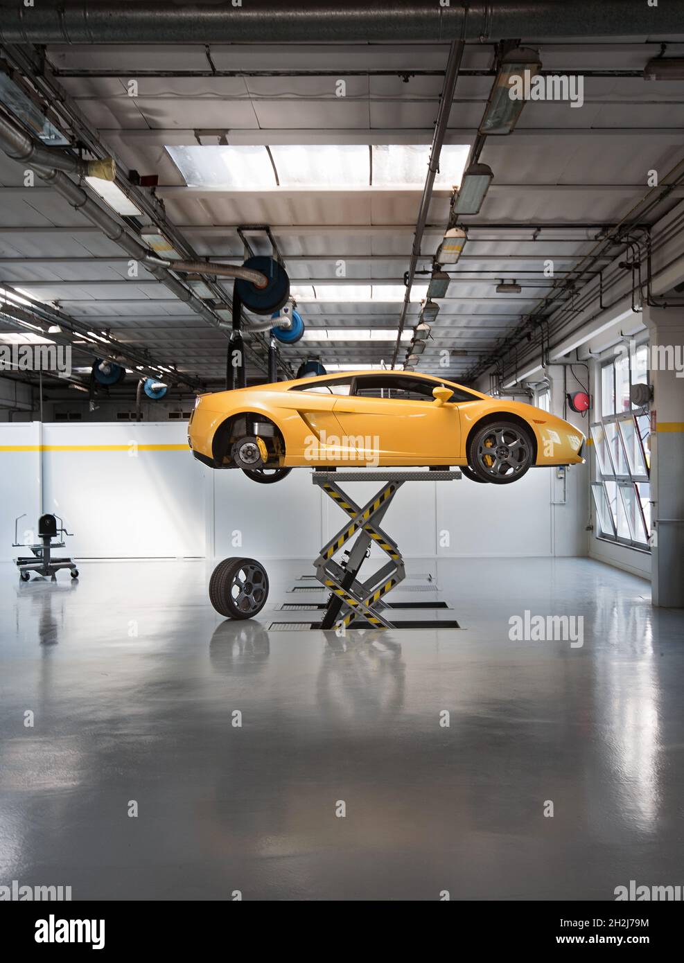 Lamborghini Centro Milano Stock Photo - Alamy