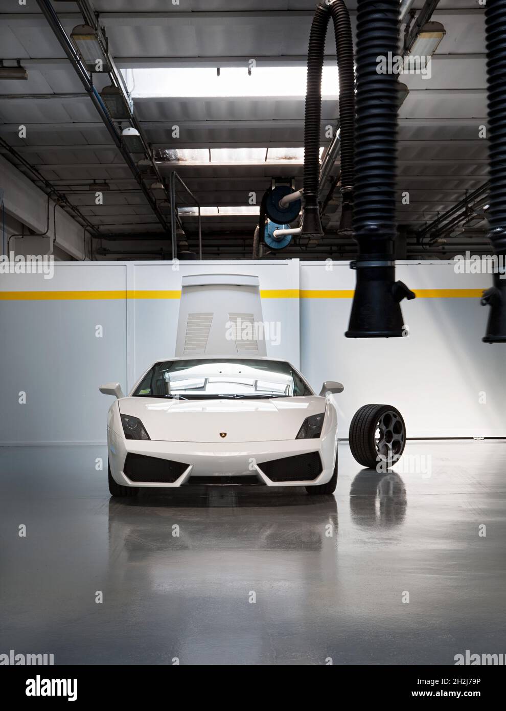 Lamborghini Centro Milano Stock Photo - Alamy