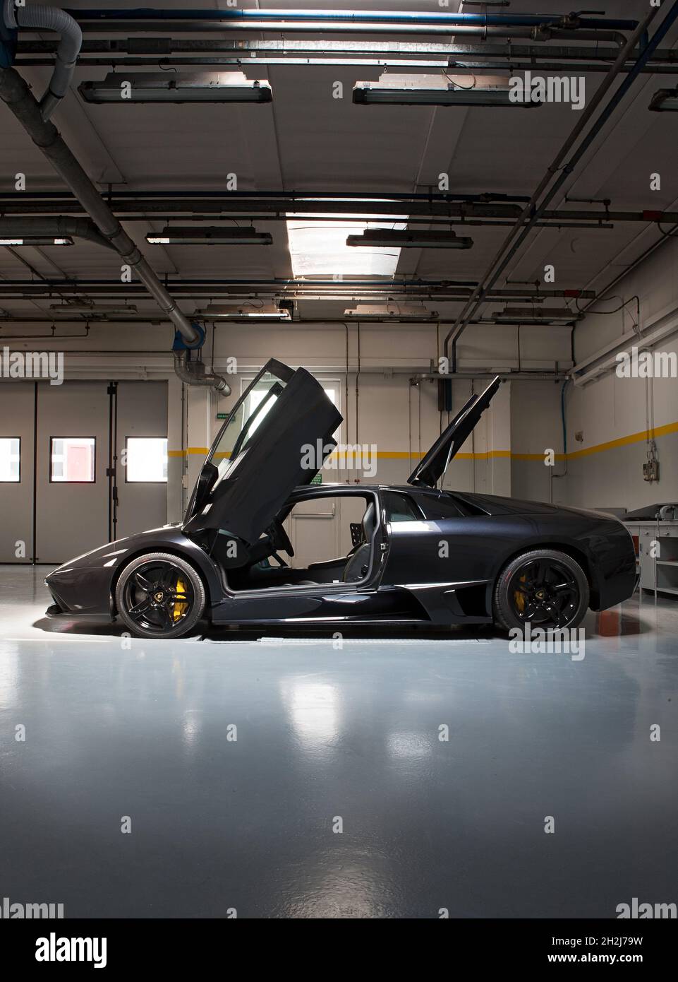 Lamborghini Centro Milano Stock Photo - Alamy