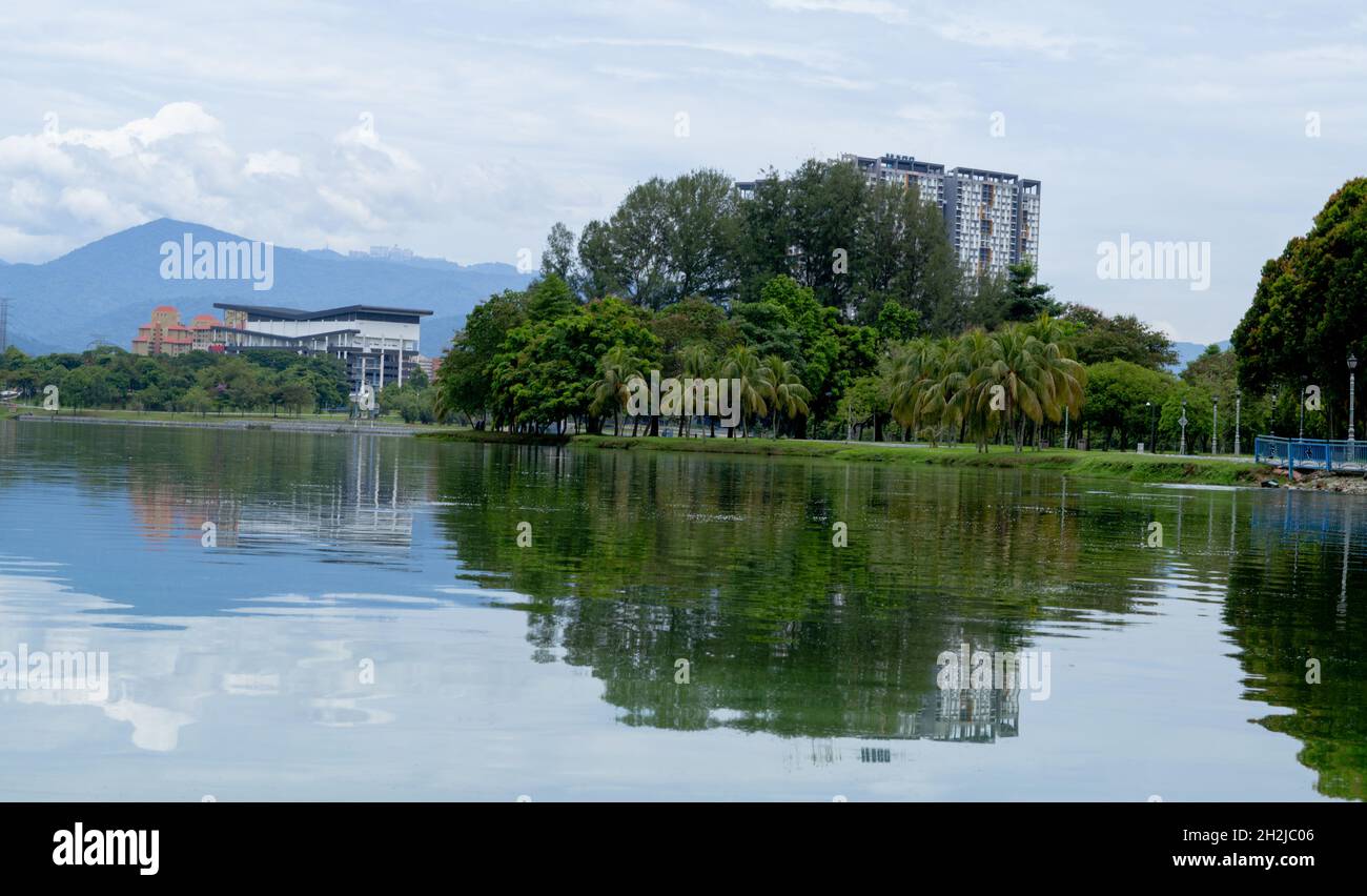 Lake in Kepong Kuala Lumpur Malaysia Stock Photo - Alamy